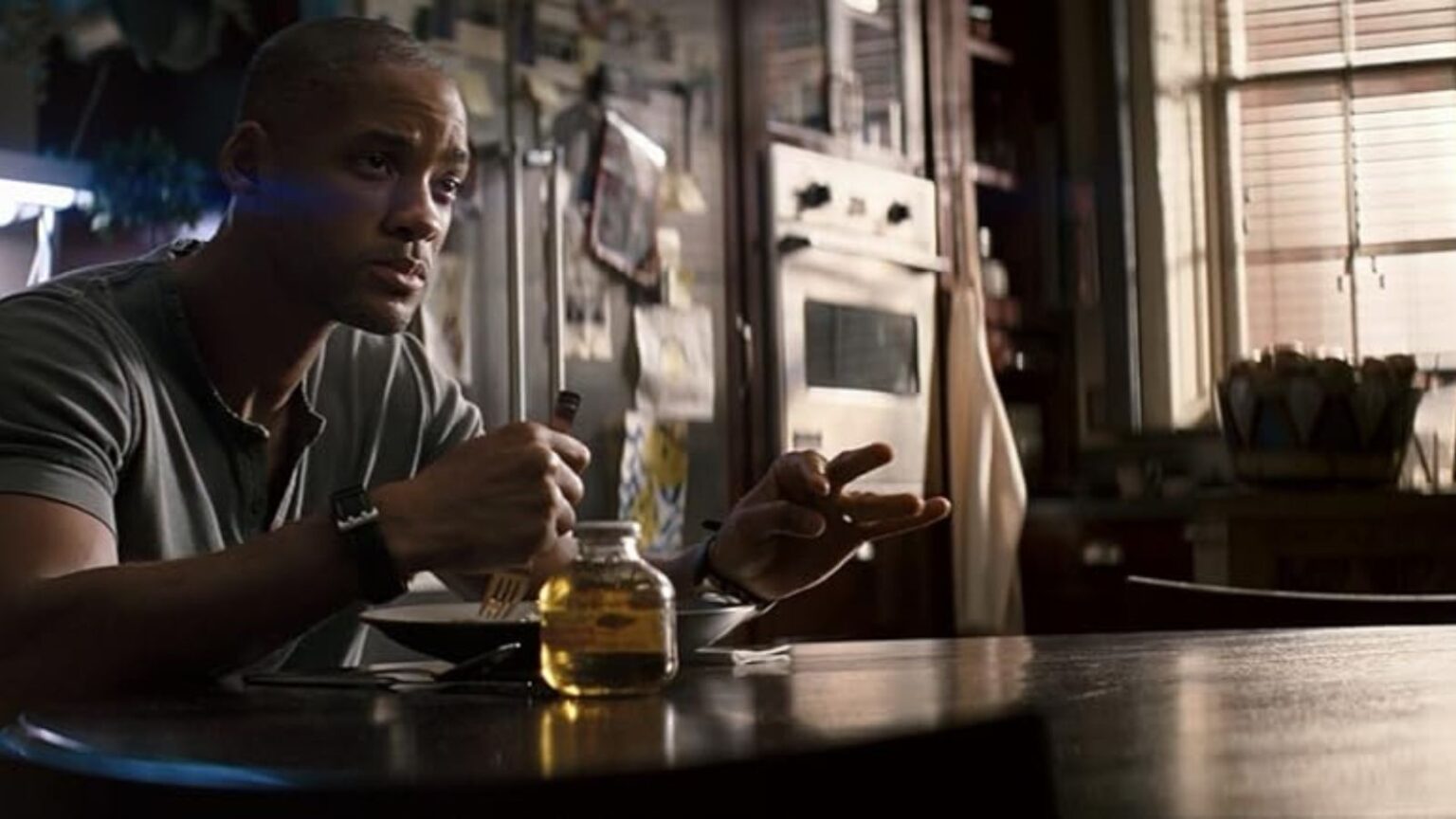 21 Great Movies Anchored by a Lone Major Character – flicksphere.com
