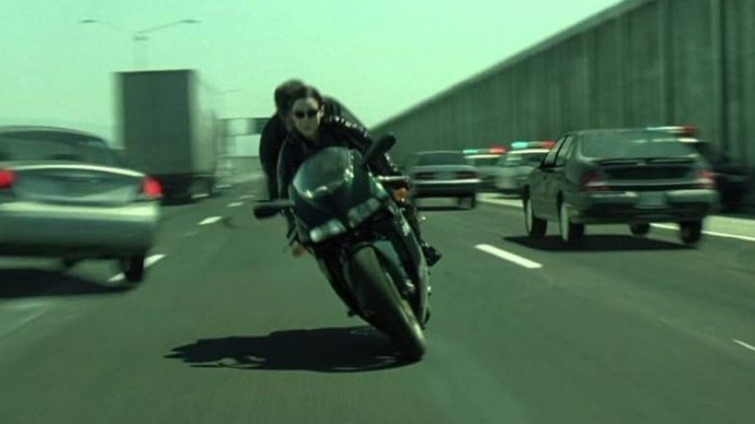 21 Iconic Film Bikes That Stole the Spotlight – flicksphere.com