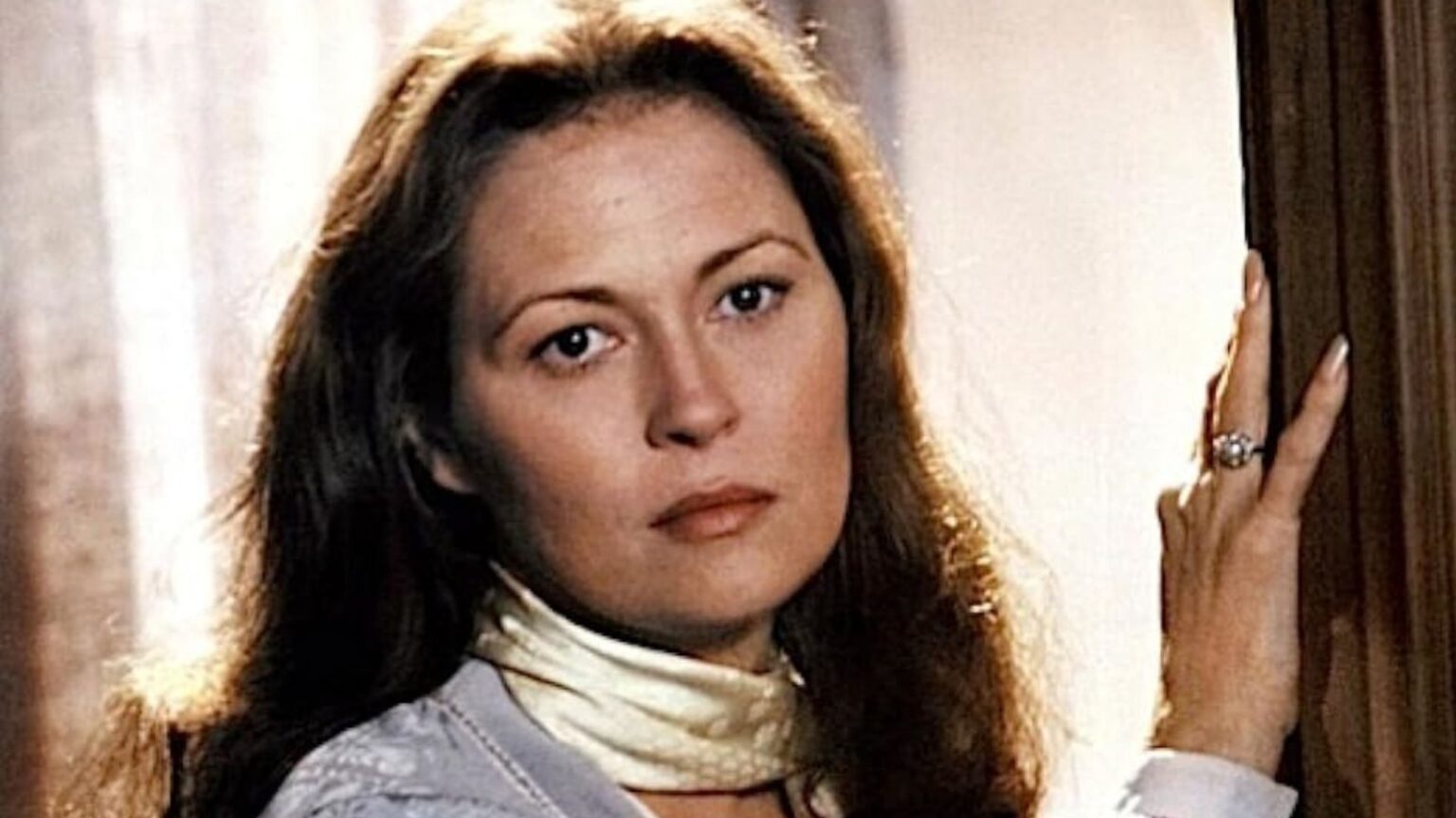 25 Devastating Films That Deliver an Emotional Gut Punch – flicksphere.com