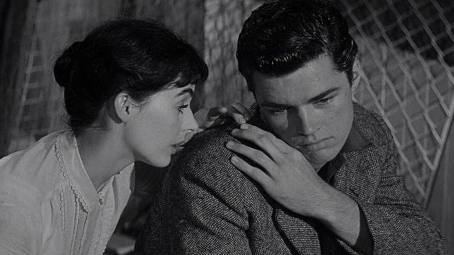 18 Historical Holocaust Films with Deep Emotional Impact – flicksphere.com